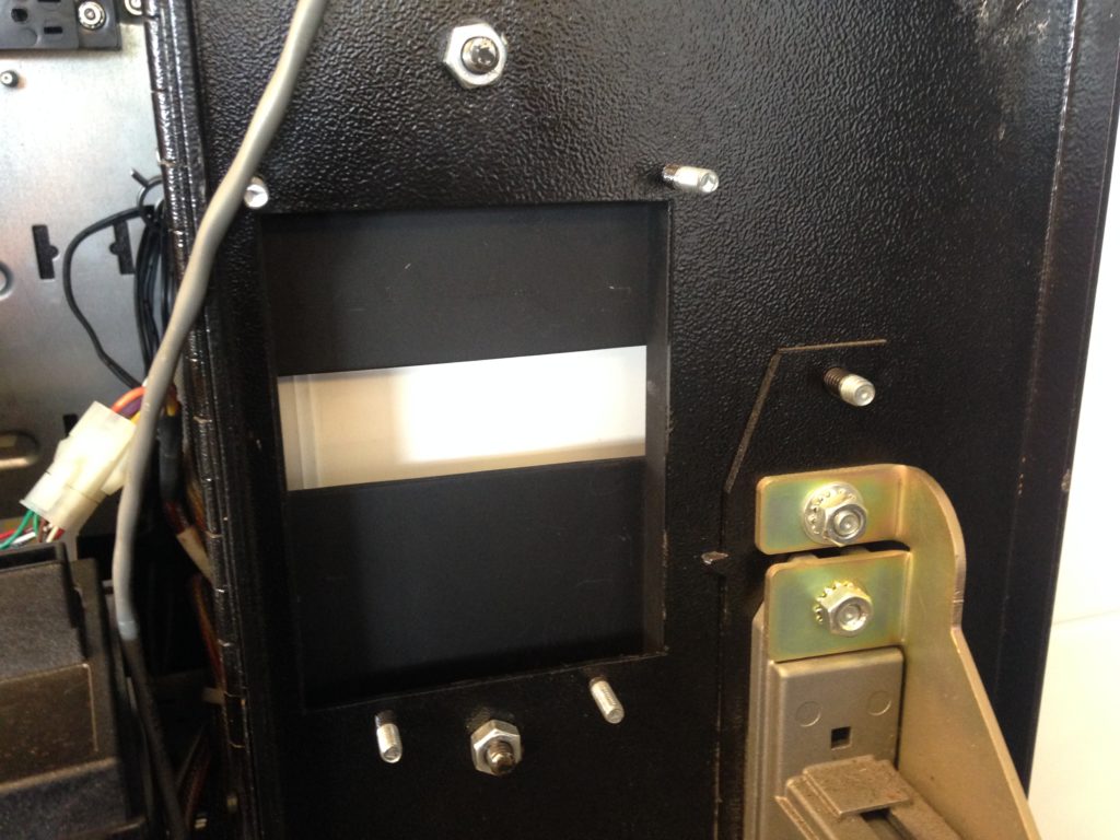 Bill Acceptor Cover Installation – LaundromatHowTo